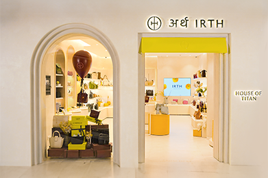 Irth Handbags by Titan Company